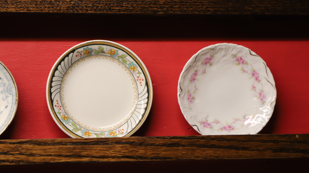 A Serving of Butter Pats | Pentacrest Museums - The University of Iowa