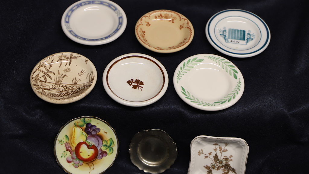 A Serving of Butter Pats | Pentacrest Museums - The University of Iowa