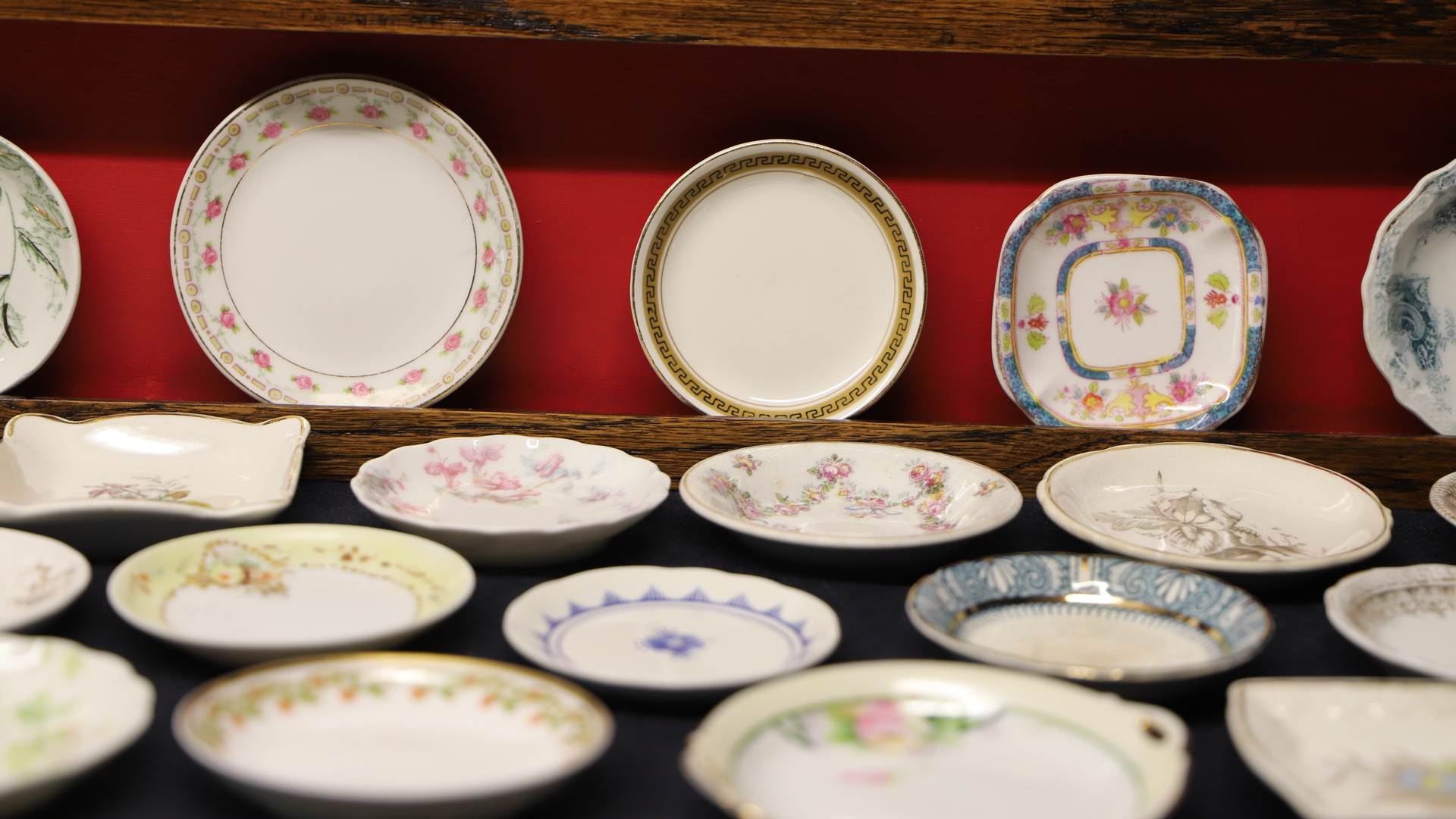 A Serving of Butter Pats | Pentacrest Museums - The University of Iowa