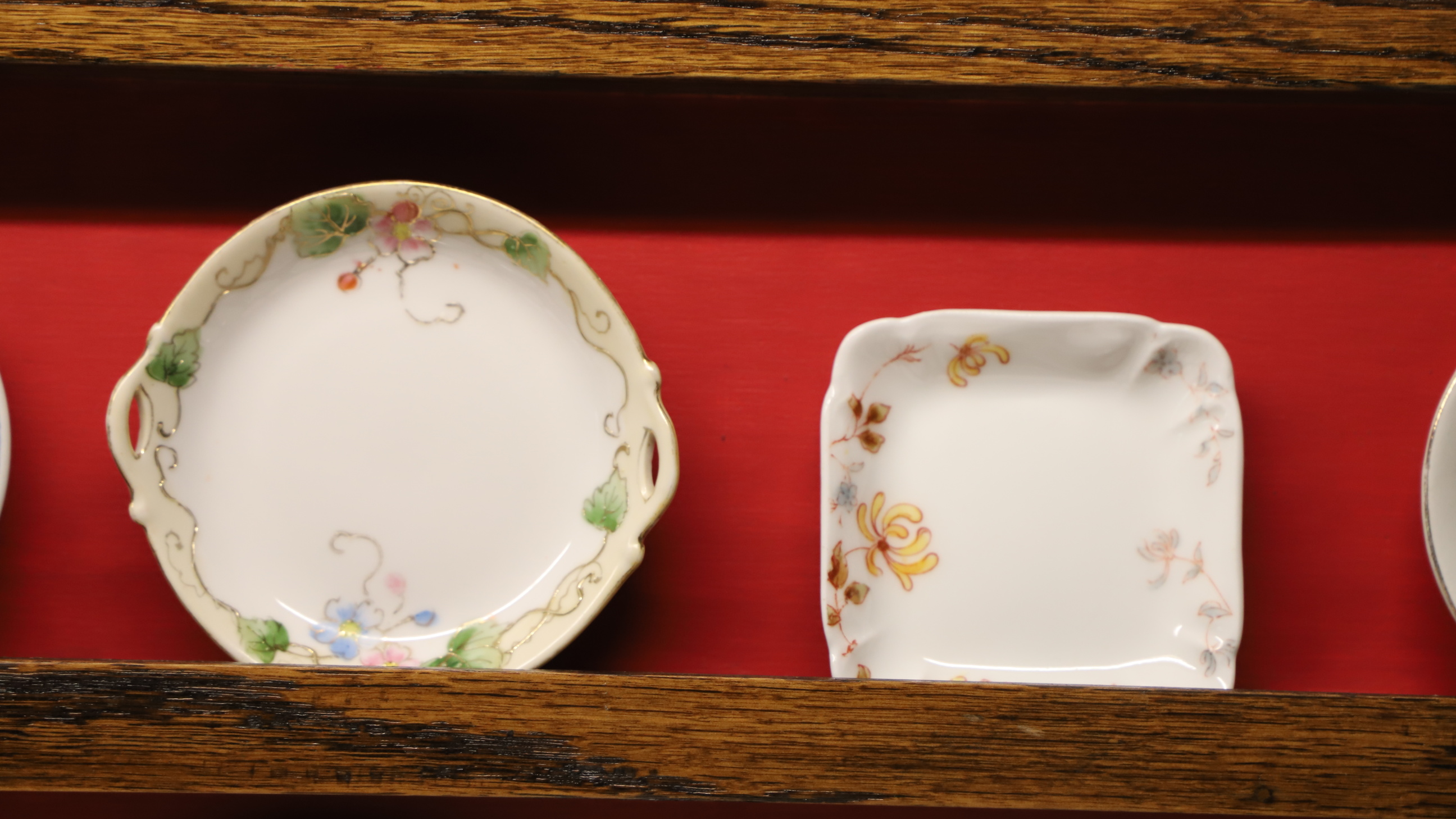 A Serving of Butter Pats | Pentacrest Museums - The University of Iowa